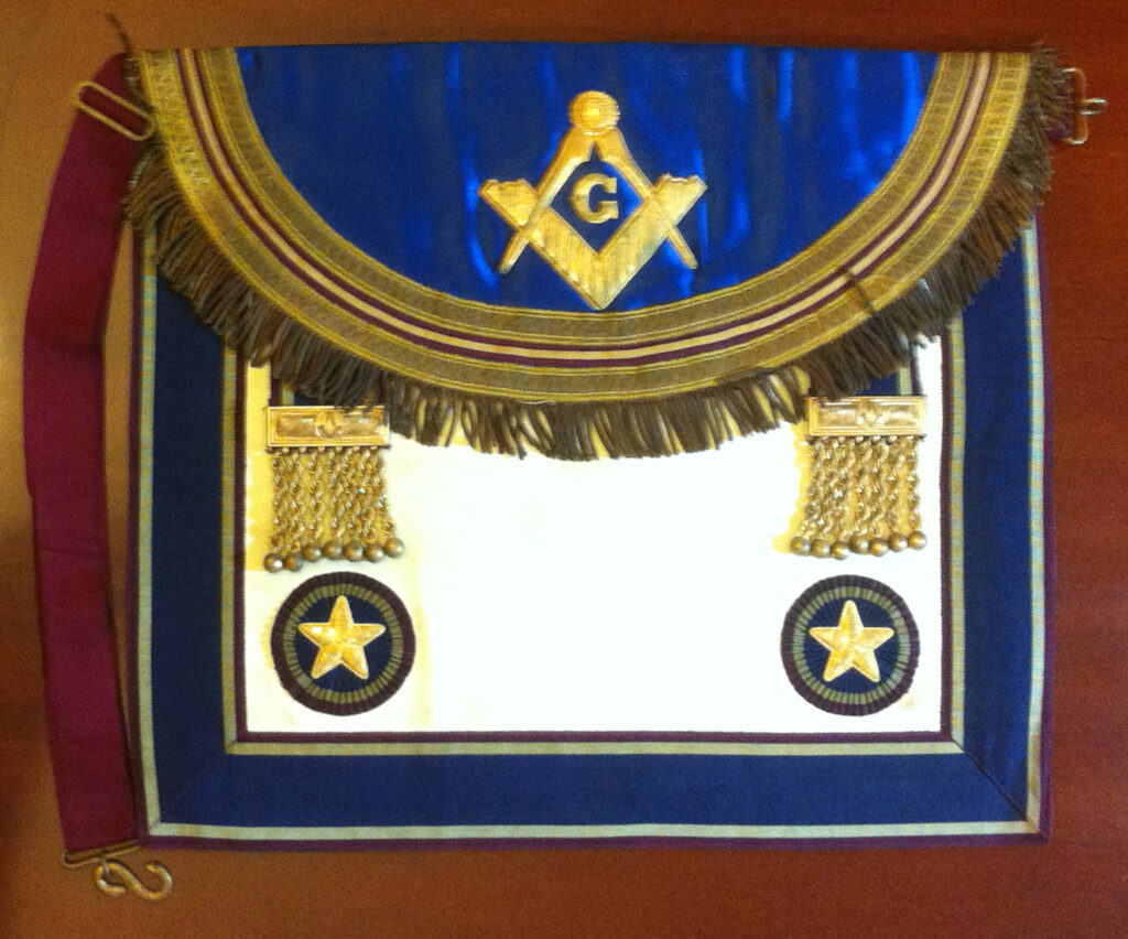 Scottish Master Mason's Luxury Lambskin Apron - Masonic Medals